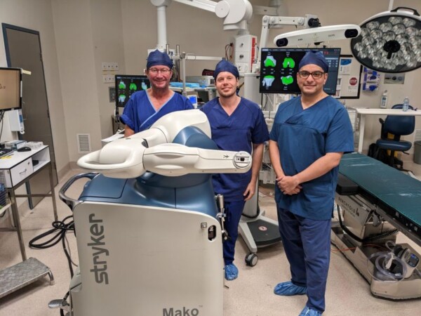 Stryker's Mako robot in action » Australian Cobotics Centre | ARC funded ITTC for Collaborative ...